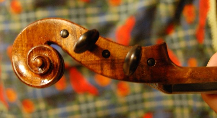 5-string progress #17: done! | Bluefiddle's West Wind Strings